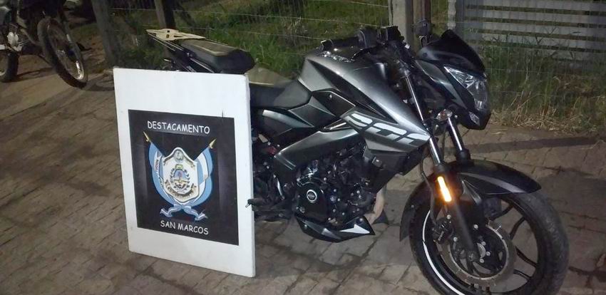 Robó una motocicleta y lo sorprendieron cuando intentaba venderla ... Robó una motocicleta y lo sorprendieron cuando intentaba venderla ...