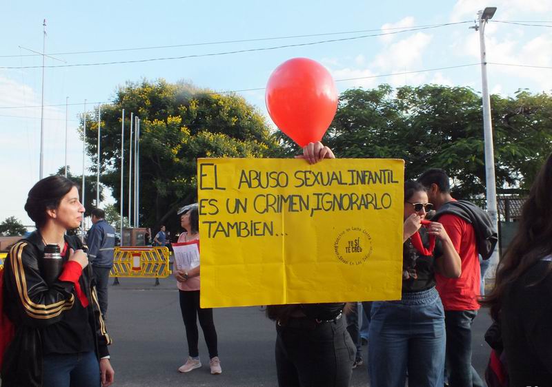 Condenaron a seis años de prisión a un padre por abusar de sus hijas ... Condenaron a seis años de prisión a un padre por abusar de sus hijas ...