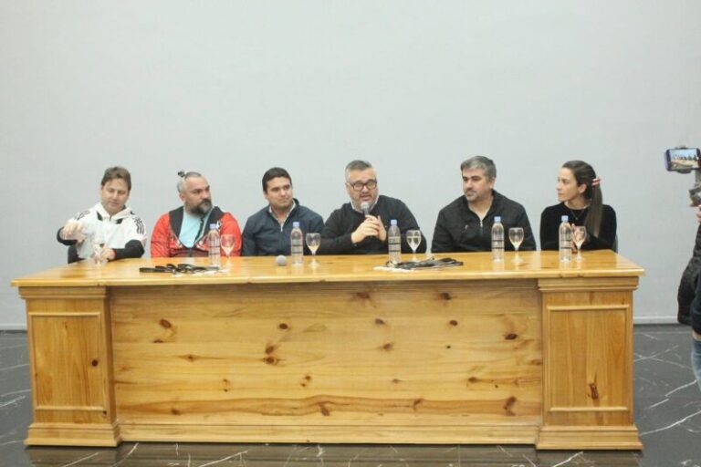 Monte Caseros será sede del Regional NEA de Hockey Social - Diario El ...
